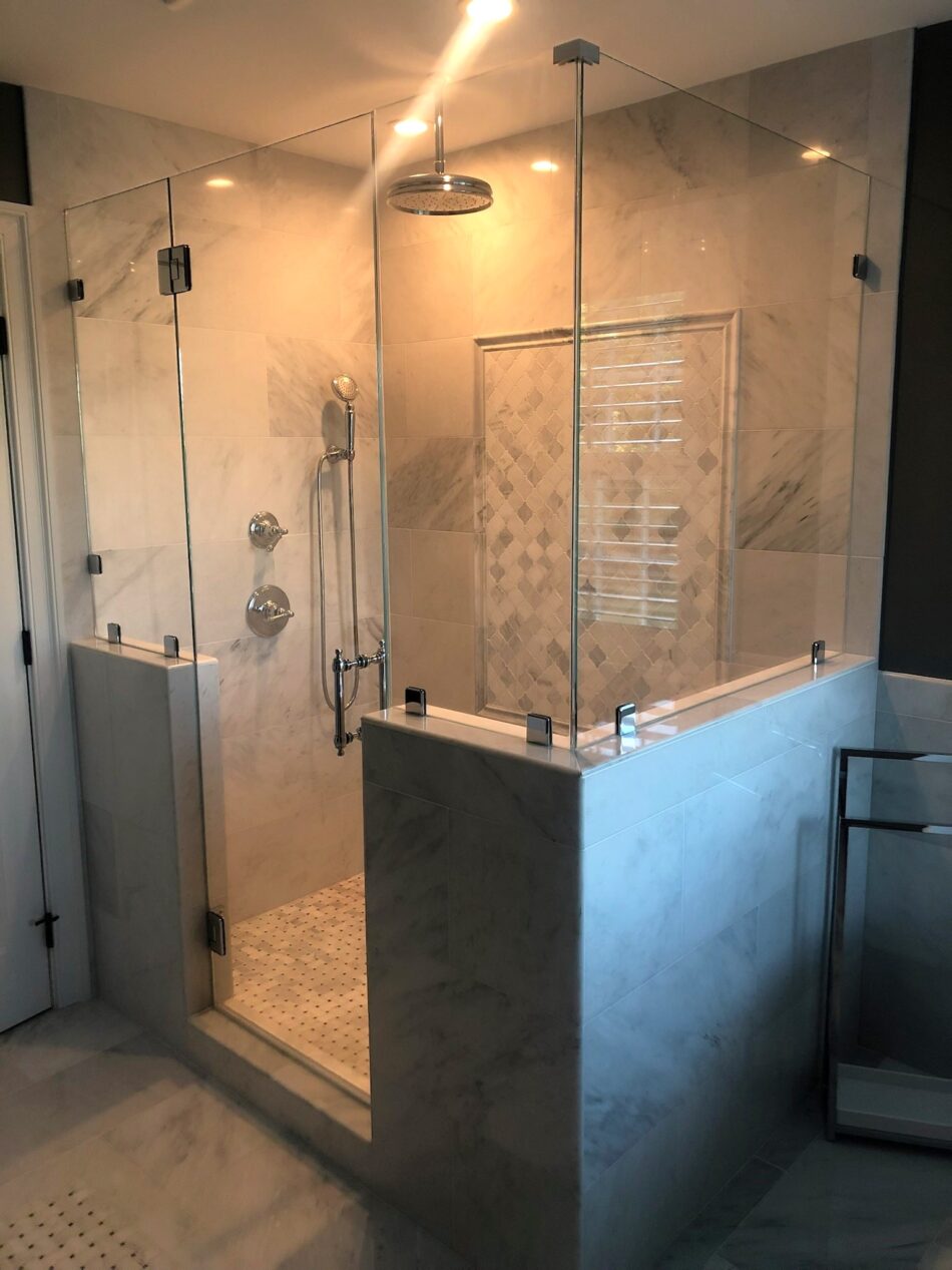 Custom Showers - Capitol Glass and Metals